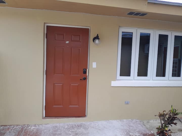 Beautiful Spacious New Apartment - Nassau