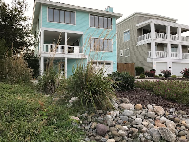 300 Feet From Atlantic Ocean: Cozy Guest Suite - Virginia Beach, VA