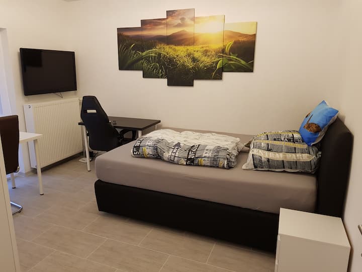 Voll Möbliertes 1 Zi Apartment In Walldorf Zentum - Walldorf