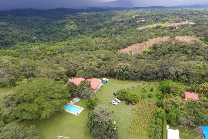 Ideal House For Private Events - Orotina