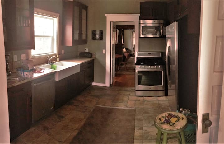 South Side Cozy Cottage, Room 1 Of 4 - Flagstaff, AZ