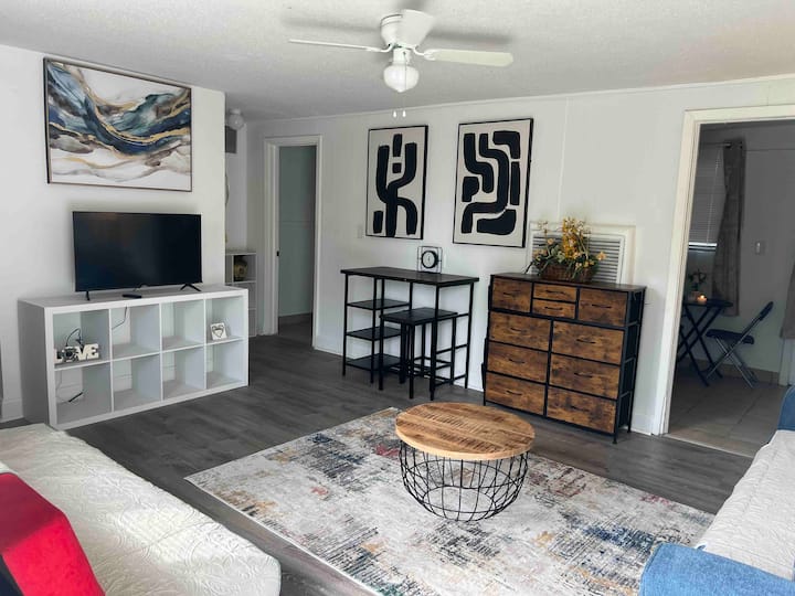 Convenient 1br | Queen + Sofa Bed, Walk To Vsu - Valdosta, GA