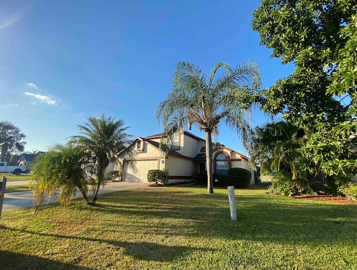 Our Disney Retreat Near All Theme Parks - Kissimmee, FL