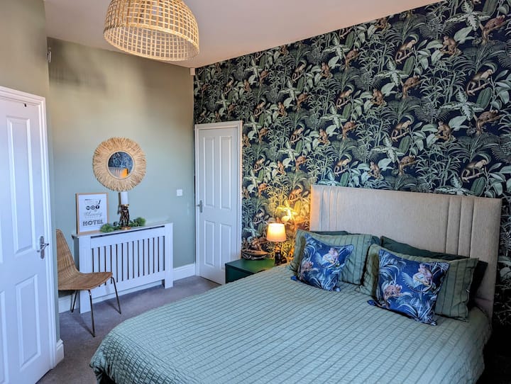 Cosy Hideaway Comfy King Bed, Ensuite & Breakfast. - Harrogate