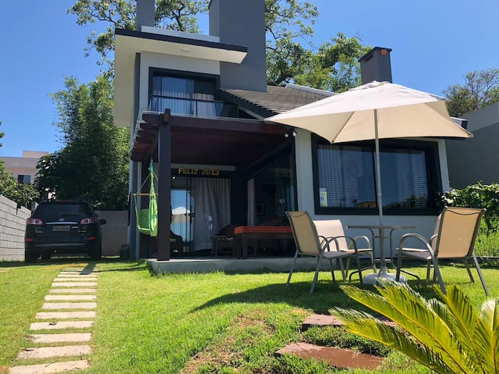 Casa Top, Amplo Jardim E 3 Suítes | Garopaba - Garopaba