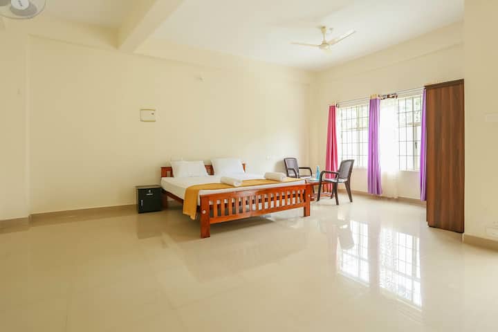 Private Room In Kalpetta Facing A Natural Stream - Kerala
