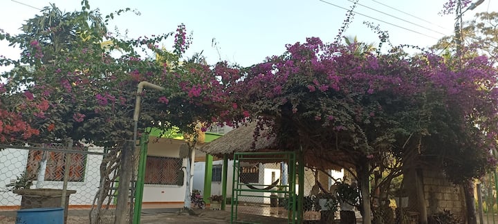 Hermosa Cabaña Cerca A La Playa - Covenas
