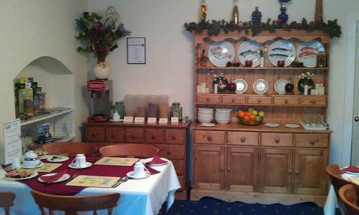 The Boathouse Guest House -Single/twin/double Room - Boat of Garten