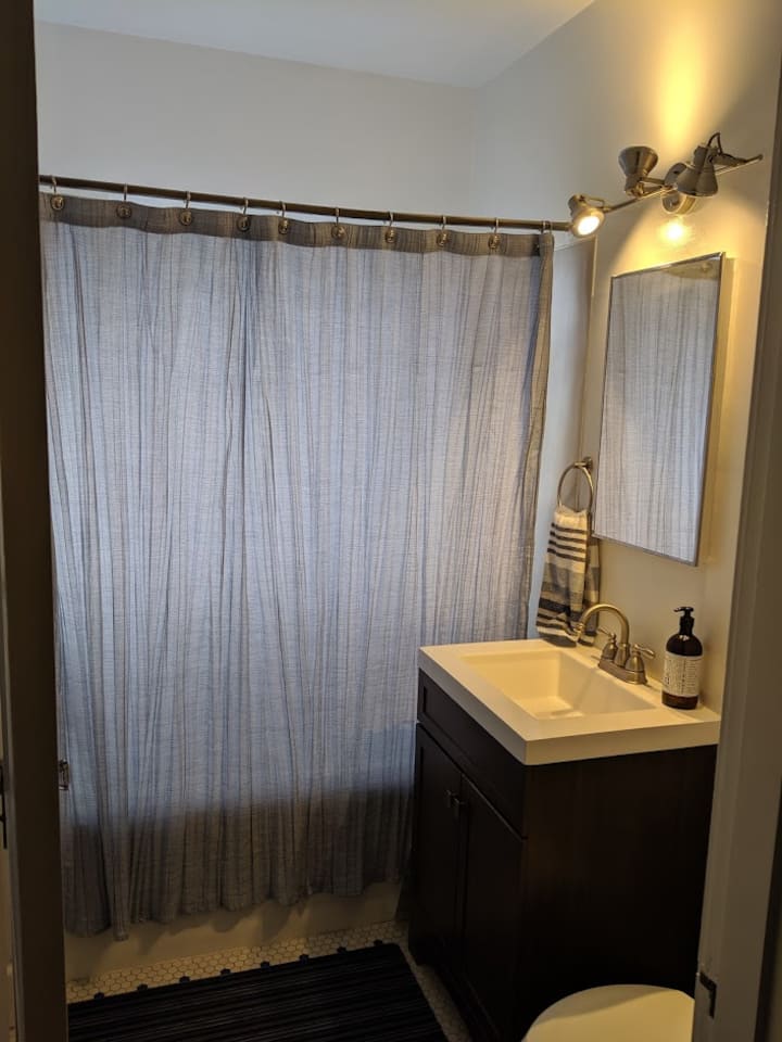 Great Downtown Location- Walk To Everything! - Portland, OR