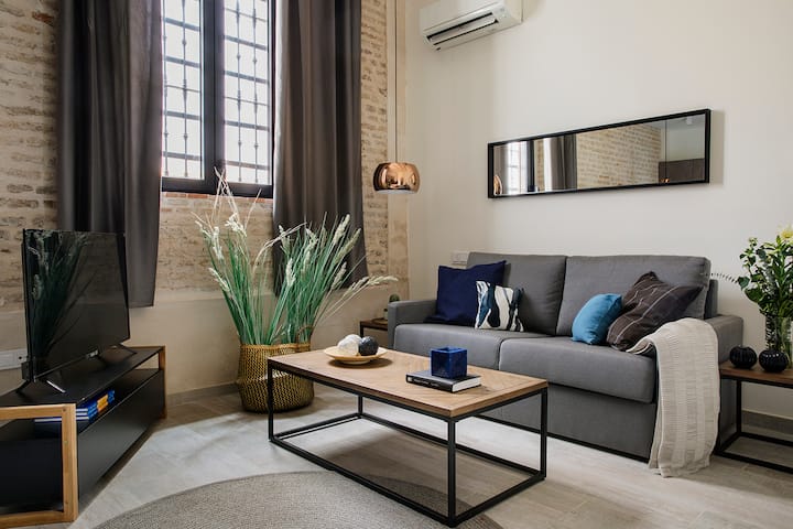 Swimming Pool & Relax Matahacas Apartment 6 - Seville