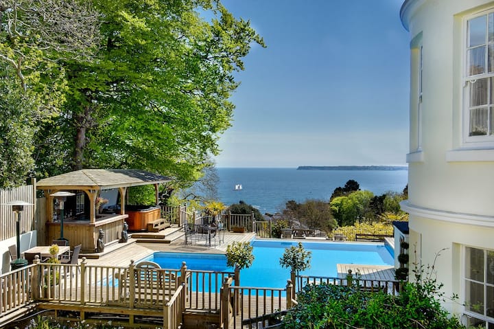 Sea View Villa With Swimming Pool & Hot Tub - Brixham