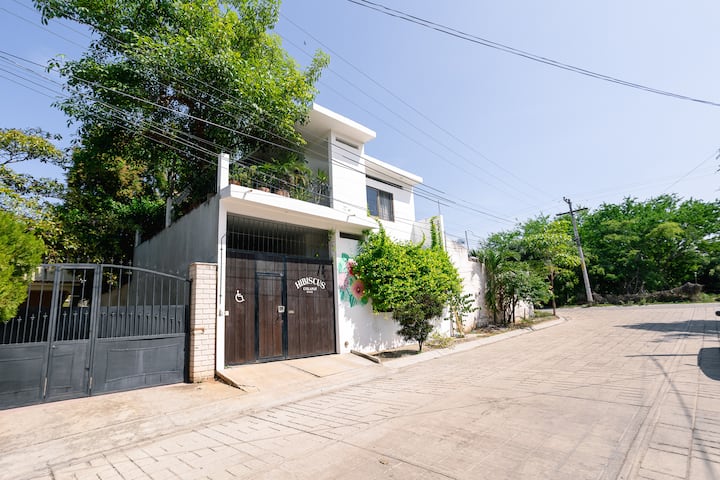 Casa Hibiscus 1 - Puerto Escondido