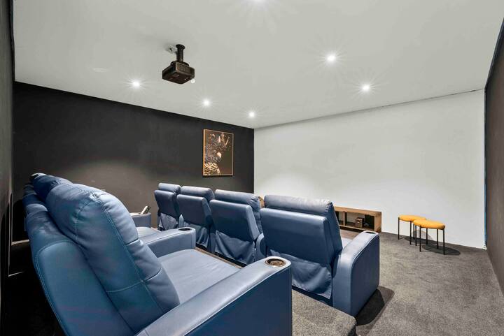 Beach Dreams- Beach, Spa, Pool, Gym + Cinema - Ocean Grove