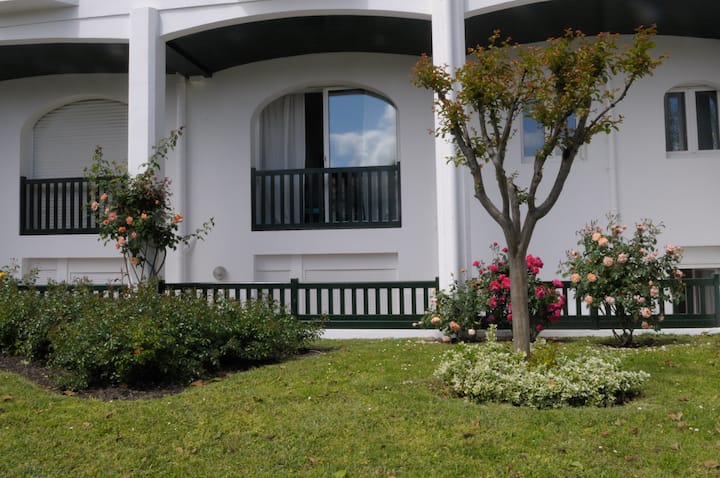 St Jean De Luz A 3mn à Pied De La Plage  Classé 3* - Saint-Jean-de-Luz