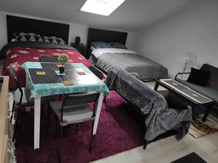 Cozy Top Floor Studio - Antwerp
