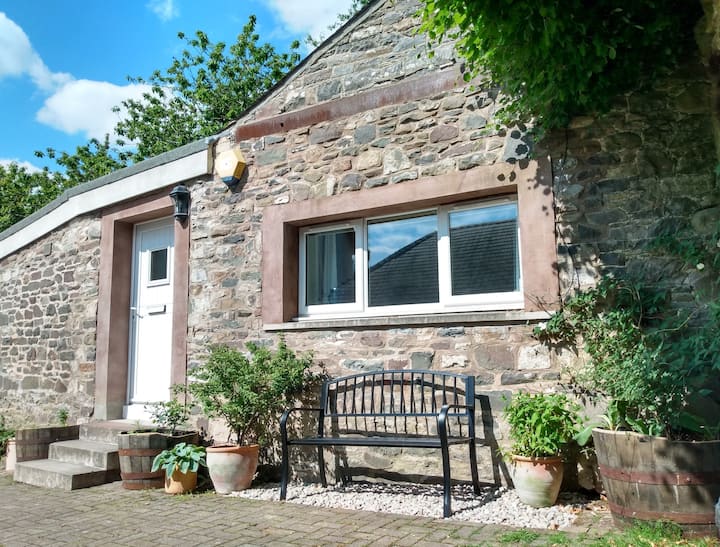 The Wedale Bothy, Private Cottage In The Borders - Galashiels