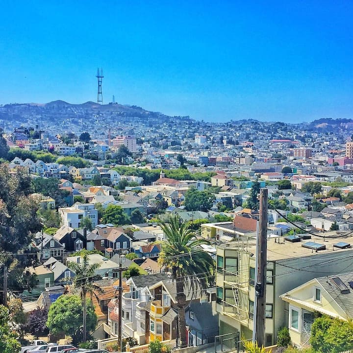 Hilltop 2br Apartment With Stunning View - San Francisco, CA