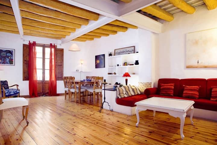 Spacious Apartment In The Heart Of Barcelona - La Barceloneta
