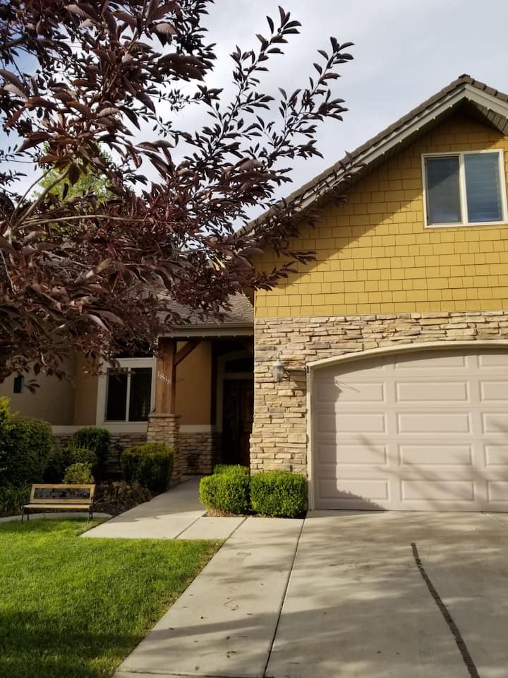 Orem Home With Golf Course View - Orem, UT