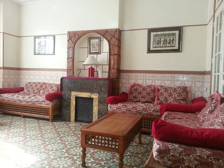 Appartement Au Centre Ville D'oran - Oran