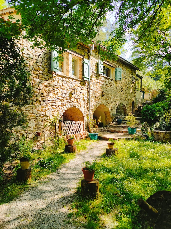 Gîtes Du Moulin"brijean"jacuzzi Privatif En Option - Var