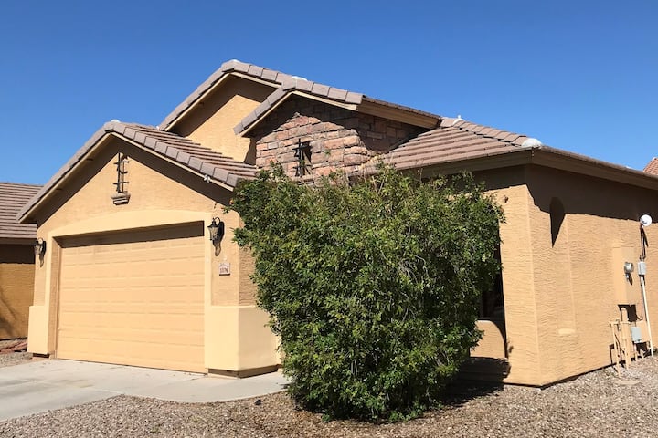 Cozy 1 Story Home Minutes From The Park - Casa Grande, AZ