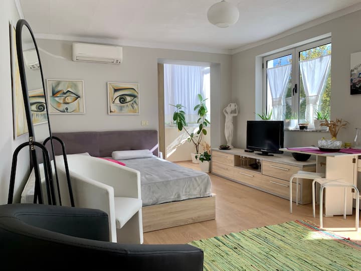 Sunshine Place - Albania