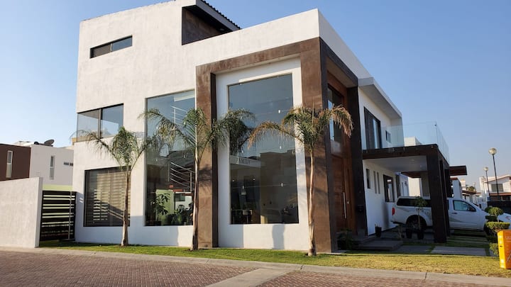 Casa Recidencial  Las Plazas - Aguascalientes