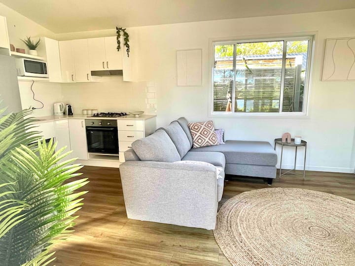 Boutique Ocean & River Cottage - South Golden Beach