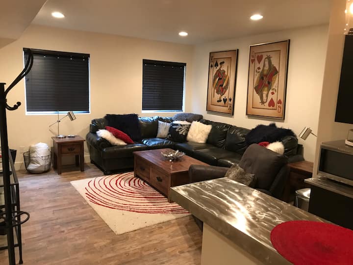 Contemporary 2-bedroom Surrounded By Open Space! - Aurora, CO