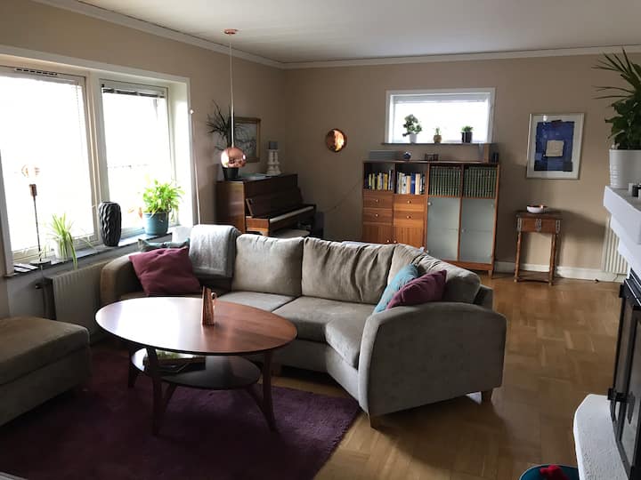 Rymlig Villa Med Utespa/ Villa With Outdoorspa - Åby