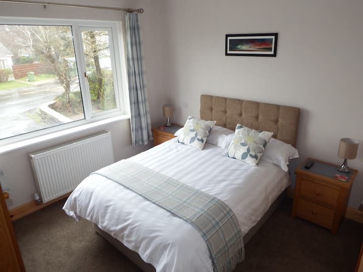 Ty Helyg Bed And Breakfast - Solva