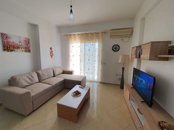 Modern , Quiet , Family Friendly & Fully Furnished - Vlora