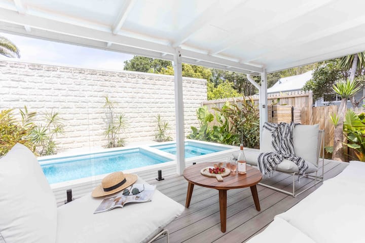Little Burns Beach House ~ Close To Town And Beach - Byron Bay