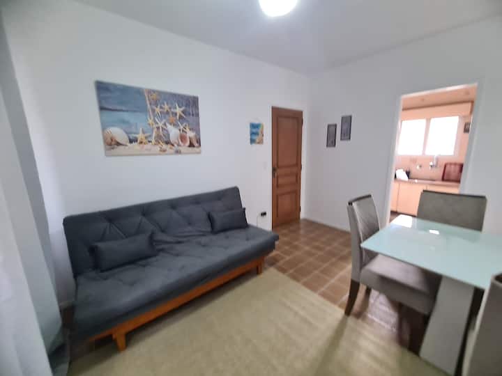 Apartamento 2 Dorm Lado Praia Na Brunella - Guarujá