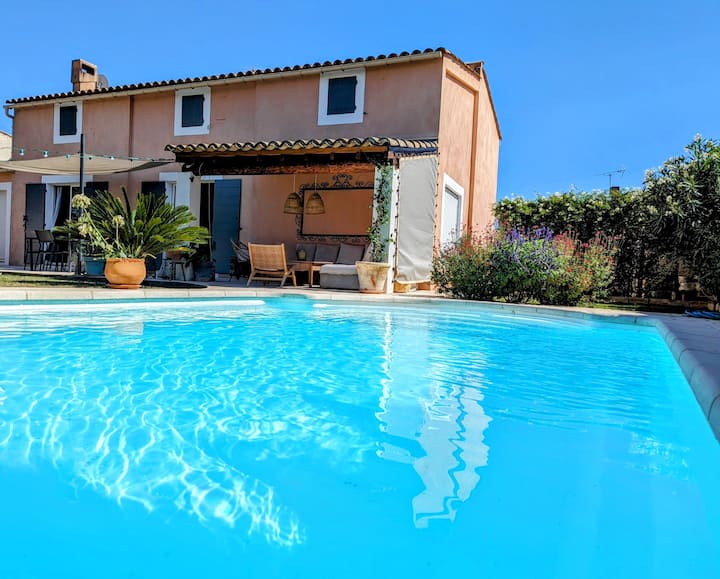 Belle Villa, Avec Piscine Privée - Saint-Martin-de-Crau