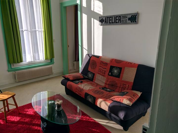 Elbeuf - 60 M² En Centre Ville Avec Wifi + Netflix - La Bouille