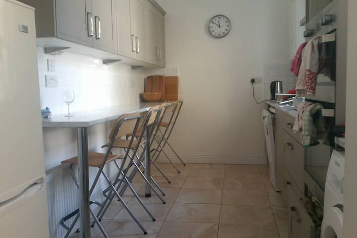 Double Room On Leeson Street Upper - Dublin