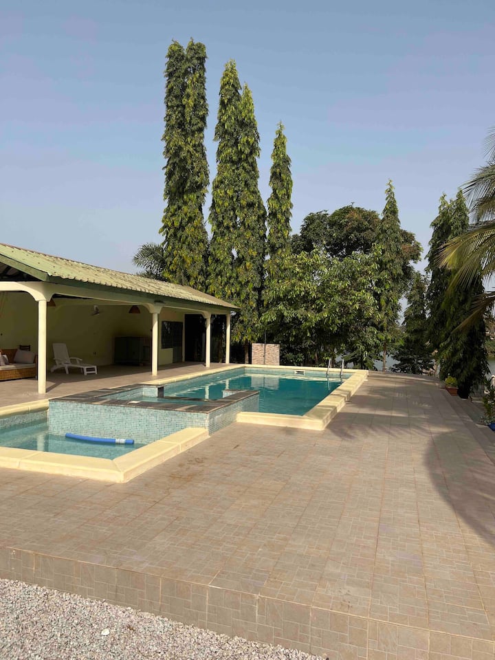 Lovely 1 Bedroom By The Lac With Swimming Pool - Guinea