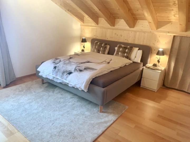 Alpinechic-dach-whg Für Familien (Grosser Balkon) - Klosters-Serneus