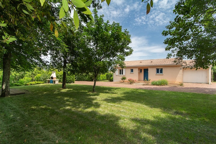 Gîte Le 31 Bis, En Centre Ville Avec Jardin. - Pauillac