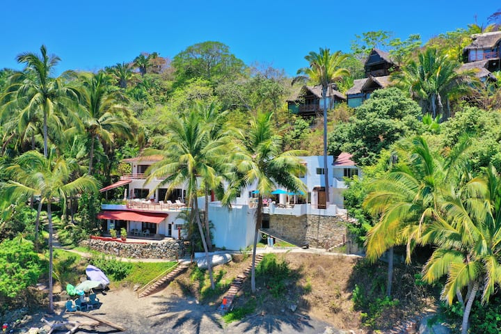 Beachfront House, Almost Private Beach-la Fragata - Sayulita