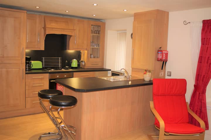 Nelson Seaside Apartment - Millport