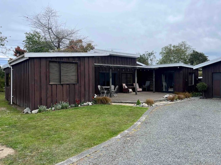Our Bach - Te Anau