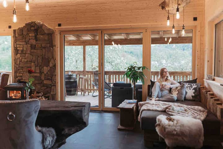 Romantikchalet Bärenhöhle I Dein Wellness-hideaway - Hersbruck