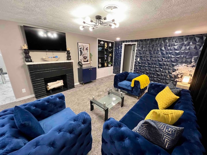 Modern Eclectic Escape - Lincoln, NE