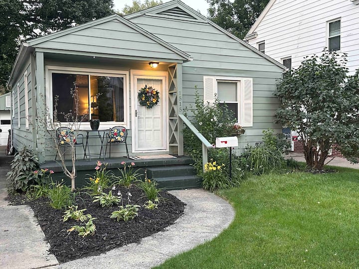 Cozy & Chic Near Utmc, Zoo & Dt - Toledo, OH