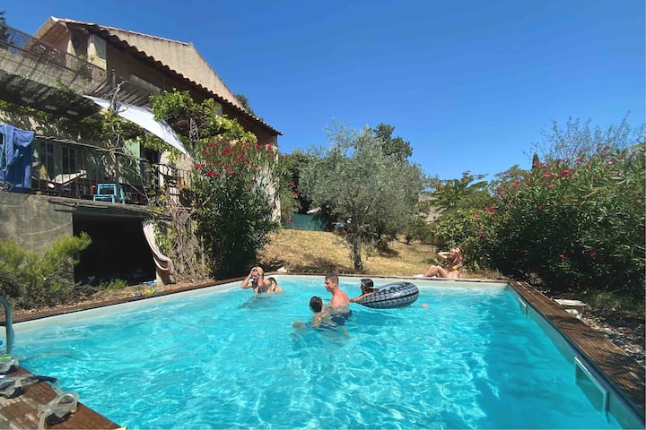 Cosy House In Provence Village - Le Thor