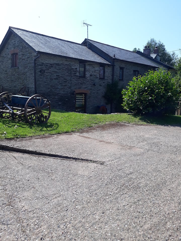 Cosy Barn Conversion On The Edge Of Exmoor - Barnstaple