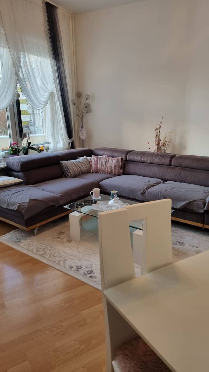 1-3 Nice Apartments With 6 Rooms/3 Bathrooms - Hannover